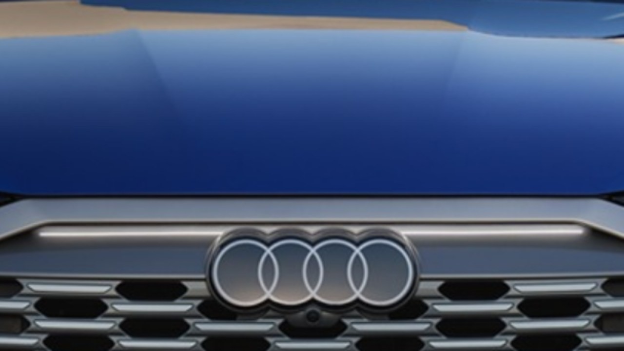Audi, cambia il logo dei quattro anelli: la novità